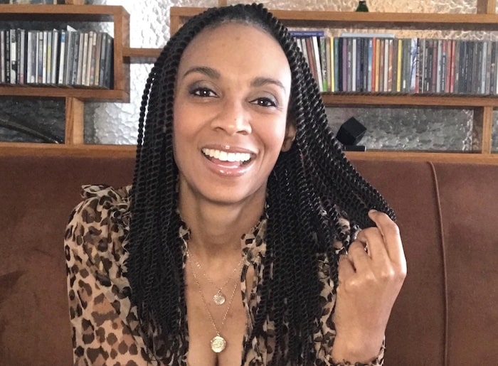 Episode 212 - The Working Singer with Jamila Ford - John Henny Vocal Studio