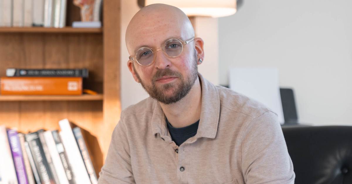 Episode 421 - Vocal Massage with Stephen King - John Henny Vocal Studio